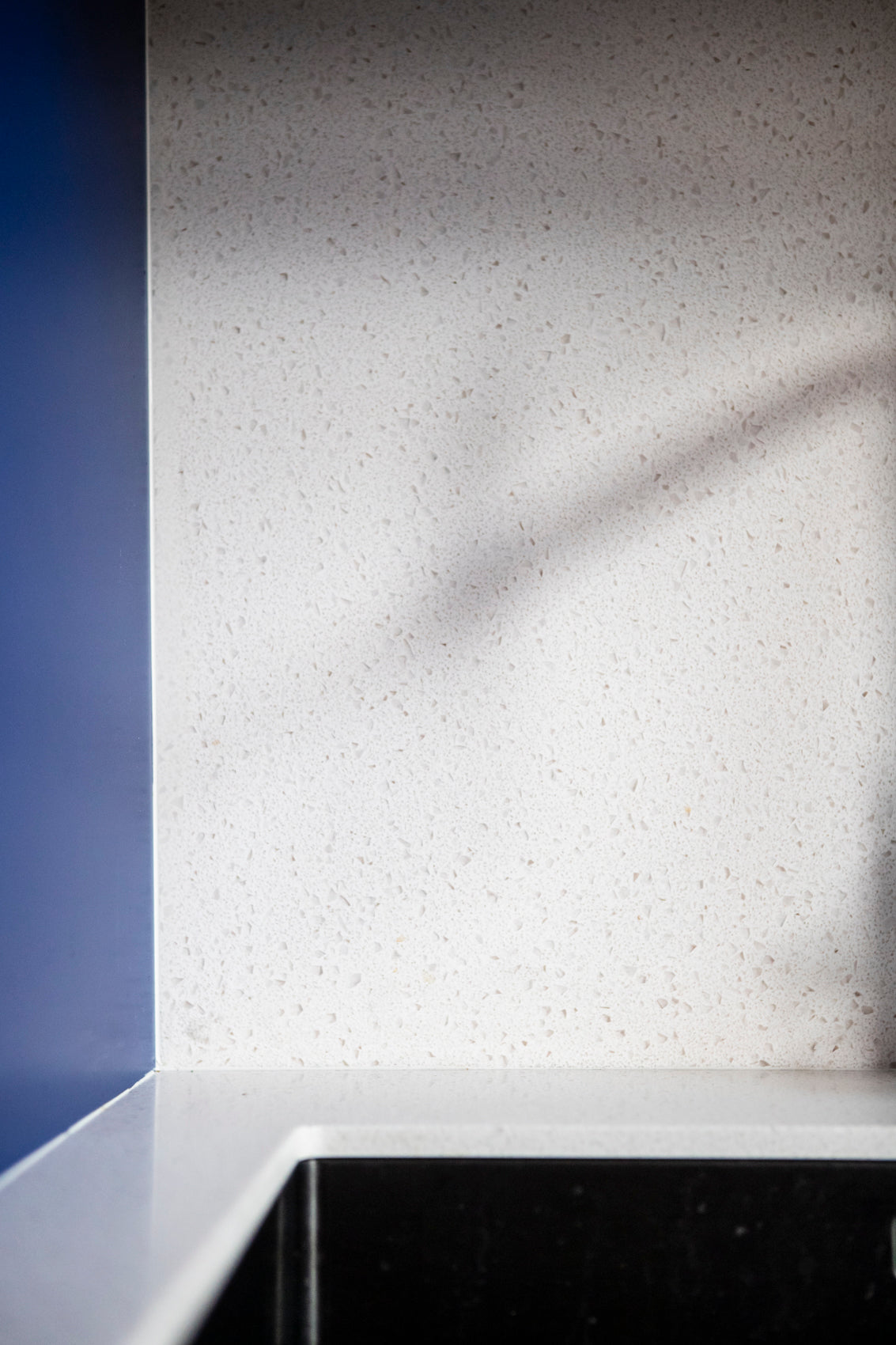 D0100-50 White - clear large speckles – Durat